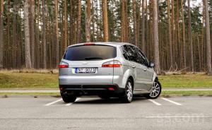 Grey Ford S-Max 2009 in Riga, with an engine capacity of 2.00 L and mileage of 320 thousand km for 2990 €, photo 5 on AUTOMOTO.COM.LV