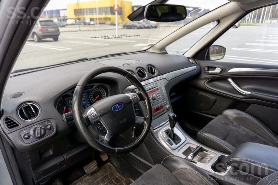 Grey Ford S-Max 2009 in Riga, with an engine capacity of 2.00 L and mileage of 320 thousand km for 2990 €, photo 9 on AUTOMOTO.COM.LV