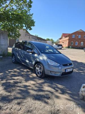 Pelēks Ford S-Max 2009 Rēzekne, ar dzinēja tilpumu 2.00 L un nobraukumu 0 tūkst. km par 3150 €, foto 2 vietnē AUTOMOTO.COM.LV