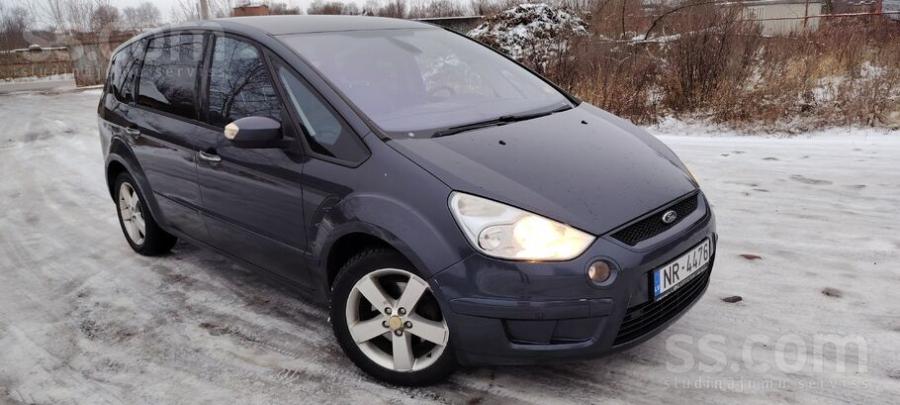 Pelēks Ford S-Max 2009 Daugavpils, ar dzinēja tilpumu 2.00 L un nobraukumu 286 tūkst. km par 4600 €, foto 2 vietnē AUTOMOTO.COM.LV