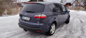 Pelēks Ford S-Max 2009 Daugavpils, ar dzinēja tilpumu 2.00 L un nobraukumu 286 tūkst. km par 4600 €, foto 3 vietnē AUTOMOTO.COM.LV