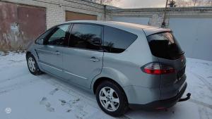 Grey Ford S-Max 2009 in Prienai, with an engine capacity of 2.00 L and mileage of 306 thousand km for 3690 €, photo 2 on AUTOMOTO.COM.LV
