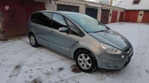 Grey Ford S-Max 2009 in Prienai, with an engine capacity of 2.00 L and mileage of 306 thousand km for 3690 €, photo 5 on AUTOMOTO.COM.LV