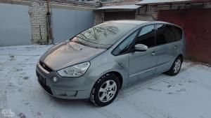 Pelēks Ford S-Max 2009 Prienai, ar dzinēja tilpumu 2.00 L un nobraukumu 304 tūkst. km par 3650 €, foto  vietnē AUTOMOTO.COM.LV