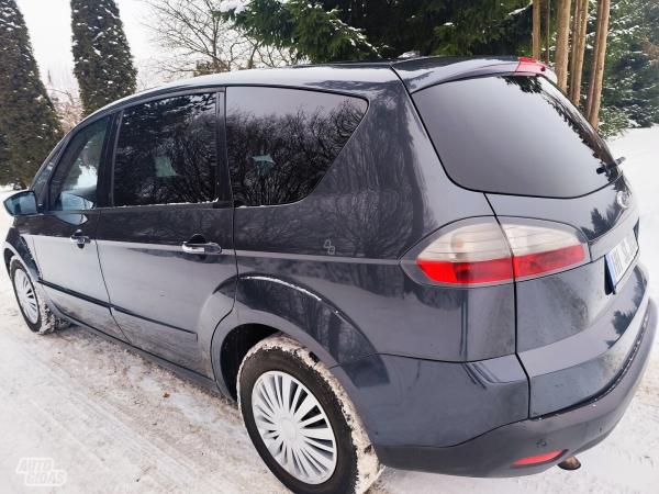 Grey Ford S-Max 2009 in Mazeikiai, with an engine capacity of 2.00 L and mileage of 262 thousand km for 3650 €, photo 5 on AUTOMOTO.COM.LV