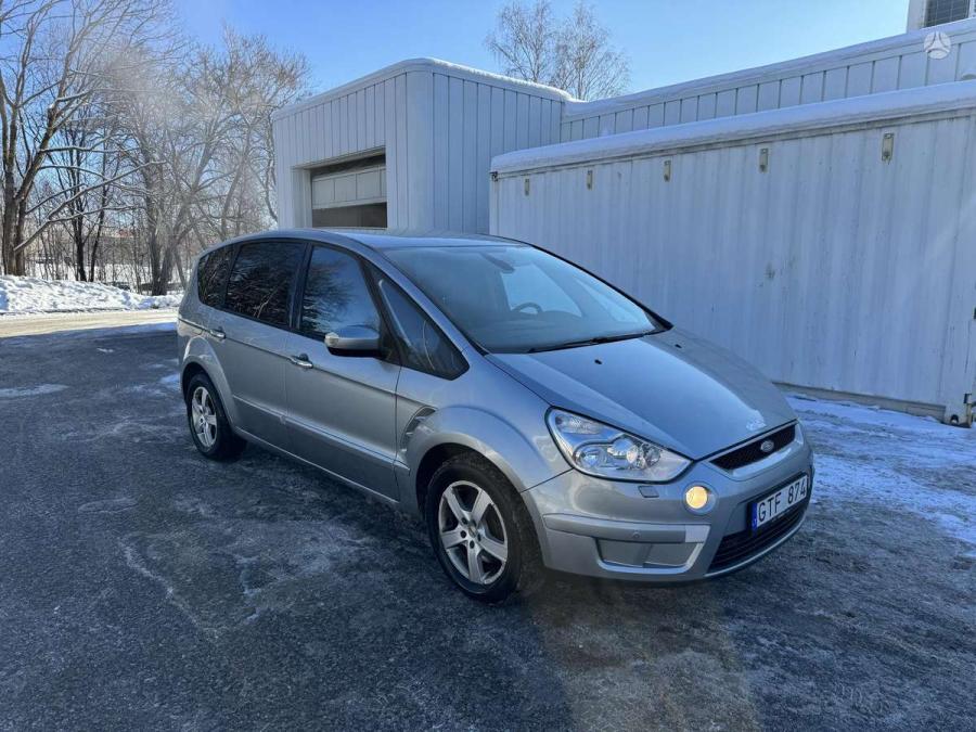 Pelēks Ford S-Max 2009 Klaipėda, ar dzinēja tilpumu 2.18 L un nobraukumu 249 tūkst. km par 2350 €, foto 3 vietnē AUTOMOTO.COM.LV