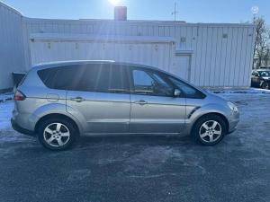 Pelēks Ford S-Max 2009 Klaipėda, ar dzinēja tilpumu 2.18 L un nobraukumu 249 tūkst. km par 2350 €, foto 4 vietnē AUTOMOTO.COM.LV