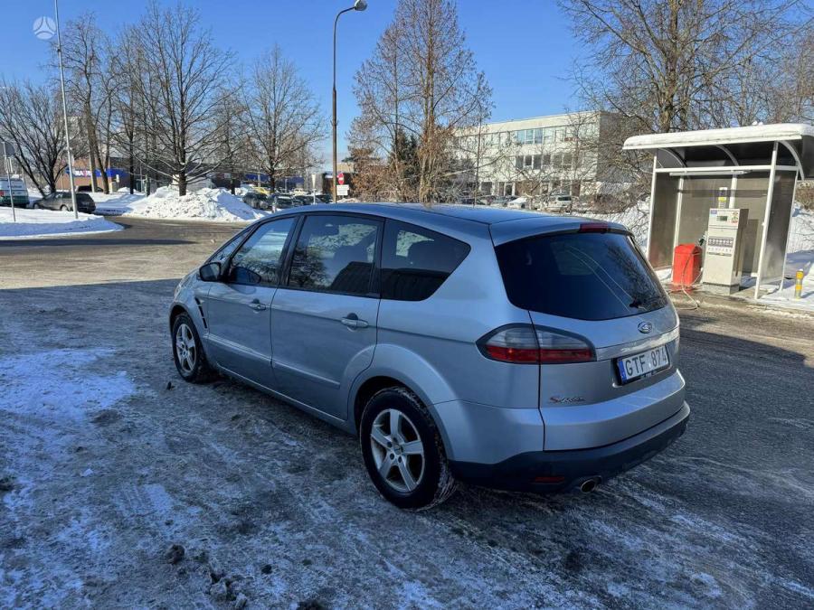Pelēks Ford S-Max 2009 Klaipėda, ar dzinēja tilpumu 2.18 L un nobraukumu 249 tūkst. km par 2350 €, foto 7 vietnē AUTOMOTO.COM.LV