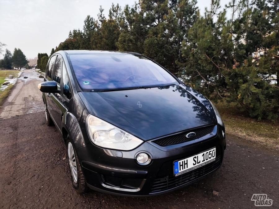 Grey Ford S-Max 2009 in Mazeikiai, with an engine capacity of 2.00 L and mileage of 261 thousand km for 3800 €, photo 17 on AUTOMOTO.COM.LV