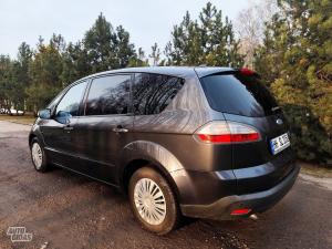 Grey Ford S-Max 2009 in Mazeikiai, with an engine capacity of 2.00 L and mileage of 261 thousand km for 3800 €, photo 18 on AUTOMOTO.COM.LV