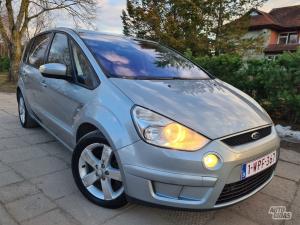 Pelēks Ford S-Max 2009 Klaipėda, ar dzinēja tilpumu 2.00 L un nobraukumu 369 tūkst. km par 3350 €, foto  vietnē AUTOMOTO.COM.LV