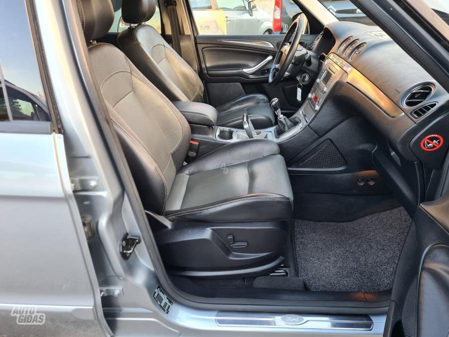 Pelēks Ford S-Max 2009 Klaipėda, ar dzinēja tilpumu 2.00 L un nobraukumu 369 tūkst. km par 3350 €, foto 10 vietnē AUTOMOTO.COM.LV