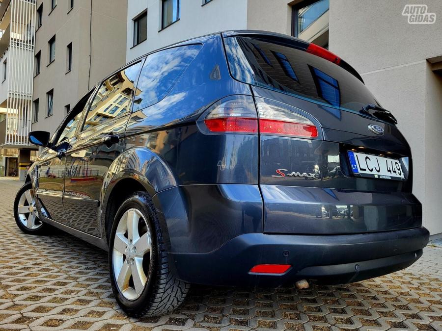 Grey Ford S-Max 2009 in Vilnius, with an engine capacity of 2.00 L and mileage of 320 thousand km for 2750 €, photo 5 on AUTOMOTO.COM.LV