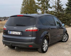 Pelēks Ford S-Max 2009 Viļņa, ar dzinēja tilpumu 2.00 L un nobraukumu 303 tūkst. km par 4250 €, foto 4 vietnē AUTOMOTO.COM.LV