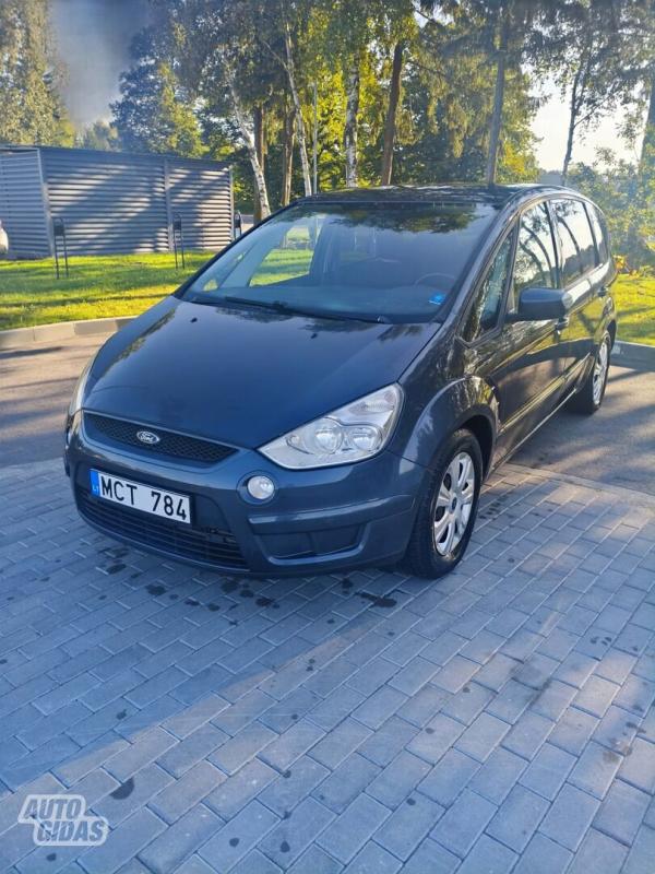 Pelēks Ford S-Max 2009 Pasvalys, ar dzinēja tilpumu 2.00 L un nobraukumu 304 tūkst. km par 1950 €, foto 1 vietnē AUTOMOTO.COM.LV