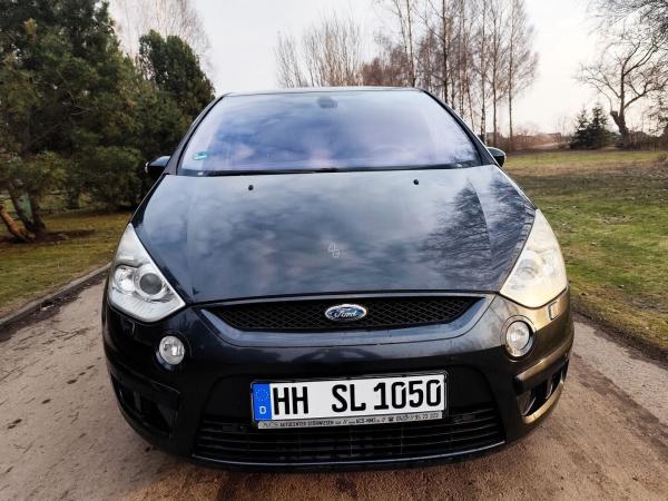 Grey Ford S-Max 2009 in Mazeikiai, with an engine capacity of 2.00 L and mileage of 262 thousand km for 3650 €, photo 3 on AUTOMOTO.COM.LV