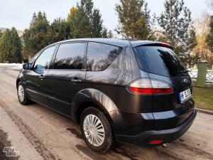 Pelēks Ford S-Max 2009 Mažeikiai, ar dzinēja tilpumu 2.00 L un nobraukumu 262 tūkst. km par 3650 €, foto 16 vietnē AUTOMOTO.COM.LV