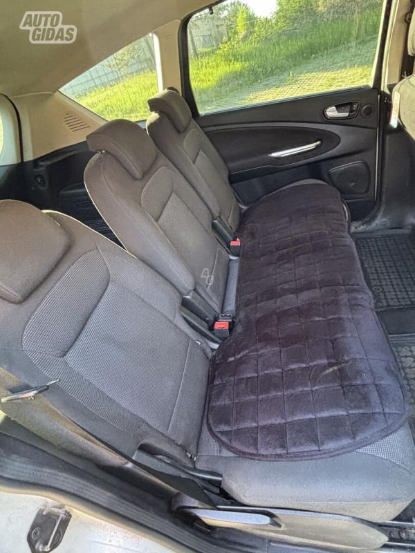 Grey Ford S-Max 2009 in Varena, with an engine capacity of 2.00 L and mileage of 432 thousand km for 2500 €, photo 8 on AUTOMOTO.COM.LV