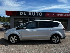 Grey Ford S-Max 2009 in Valmiera, with an engine capacity of 2.00 L and mileage of 246 thousand km for 4250 €, photo 3 on AUTOMOTO.COM.LV