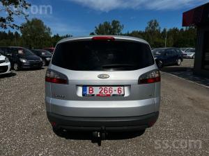 Grey Ford S-Max 2009 in Valmiera, with an engine capacity of 2.00 L and mileage of 246 thousand km for 4250 €, photo 5 on AUTOMOTO.COM.LV