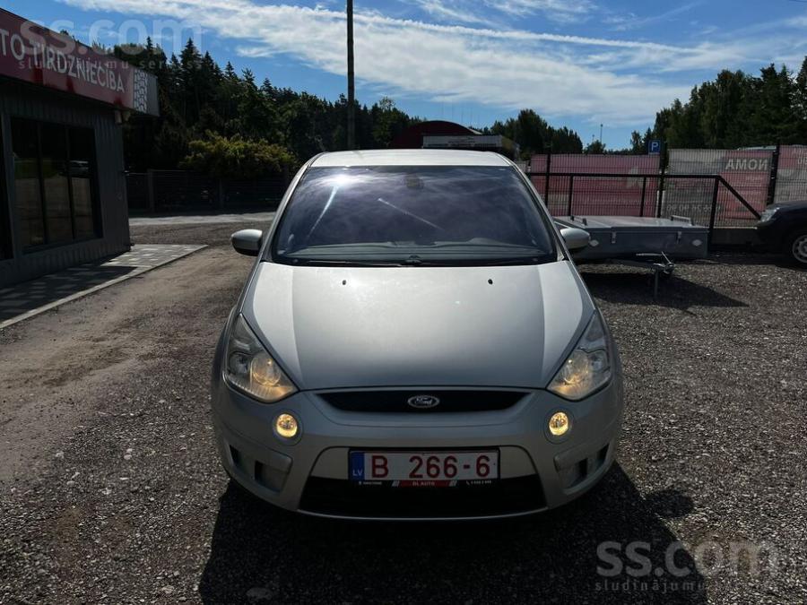Grey Ford S-Max 2009 in Valmiera, with an engine capacity of 2.00 L and mileage of 246 thousand km for 4250 €, photo 9 on AUTOMOTO.COM.LV