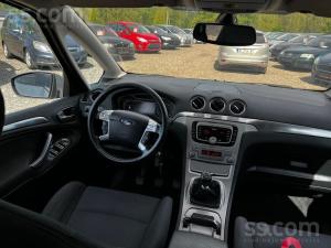 Grey Ford S-Max 2009 in Valmiera, with an engine capacity of 2.00 L and mileage of 246 thousand km for 4250 €, photo 11 on AUTOMOTO.COM.LV