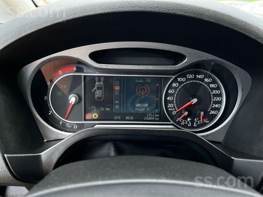 Grey Ford S-Max 2009 in Valmiera, with an engine capacity of 2.00 L and mileage of 246 thousand km for 4250 €, photo 13 on AUTOMOTO.COM.LV