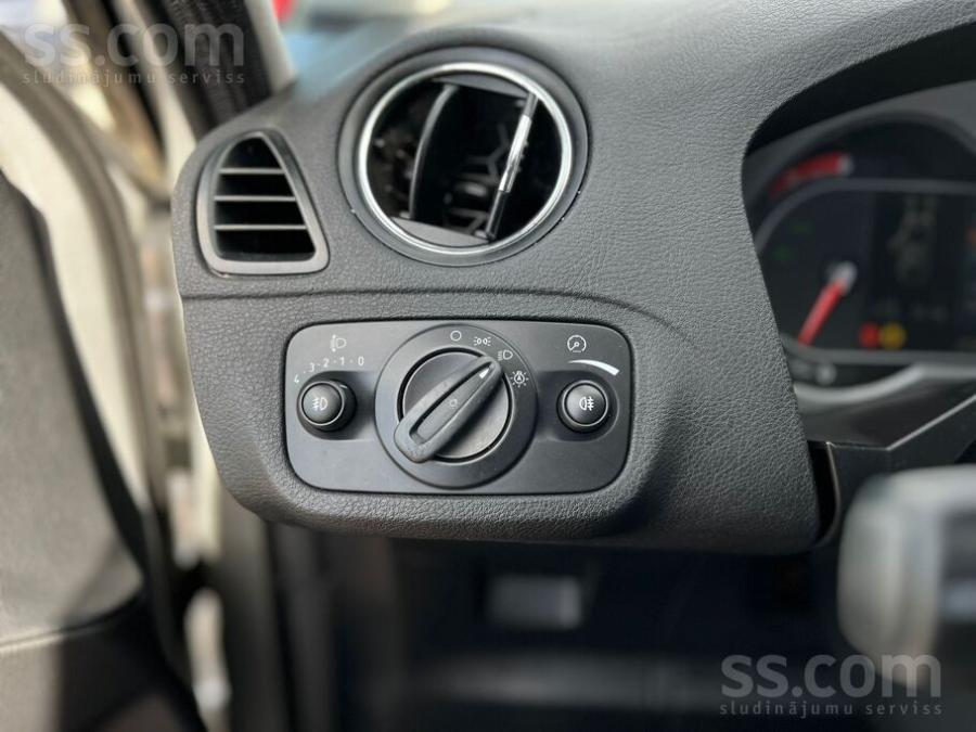 Grey Ford S-Max 2009 in Valmiera, with an engine capacity of 2.00 L and mileage of 246 thousand km for 4250 €, photo 14 on AUTOMOTO.COM.LV