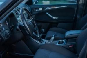 Pelēks Ford S-Max 2009 Grobiņa, ar dzinēja tilpumu 2.20 L un nobraukumu 265 tūkst. km par 4990 €, foto 13 vietnē AUTOMOTO.COM.LV