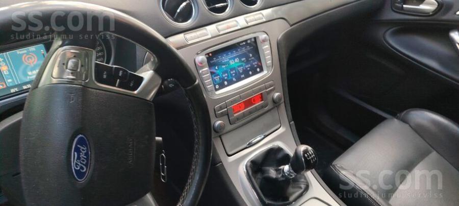 Pelēks Ford S-Max 2009 Daugavpils, ar dzinēja tilpumu 2.00 L un nobraukumu 295 tūkst. km par 3700 €, foto 9 vietnē AUTOMOTO.COM.LV