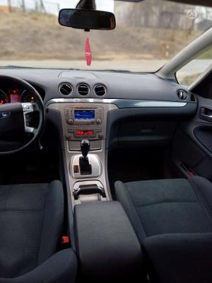 Grey Ford S-Max 2009 in Vilnius, with an engine capacity of 2.00 L and mileage of 420 thousand km for 2500 €, photo 5 on AUTOMOTO.COM.LV
