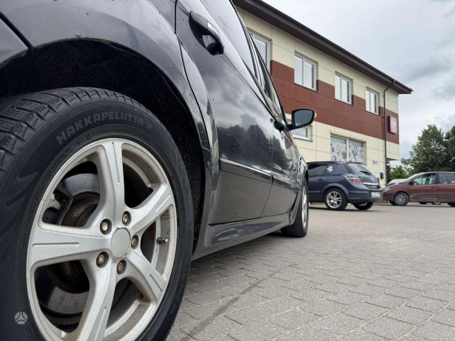 Grey Ford S-Max 2009 in Kretinga, with an engine capacity of 2.00 L and mileage of 324 thousand km for 3495 €, photo 12 on AUTOMOTO.COM.LV