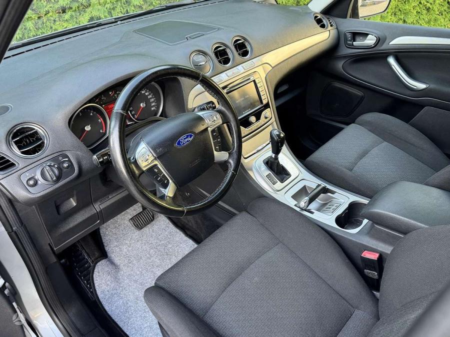 Pelēks Ford S-Max 2009 Vilkaviškis, ar dzinēja tilpumu 2.00 L un nobraukumu 306 tūkst. km par 3600 €, foto 11 vietnē AUTOMOTO.COM.LV