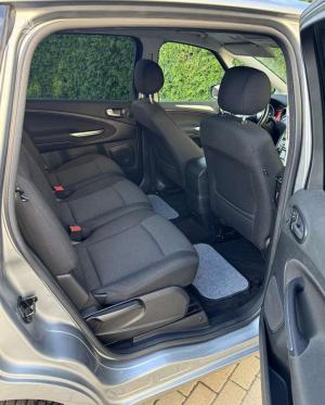 Pelēks Ford S-Max 2009 Vilkaviškis, ar dzinēja tilpumu 2.00 L un nobraukumu 306 tūkst. km par 3600 €, foto 14 vietnē AUTOMOTO.COM.LV