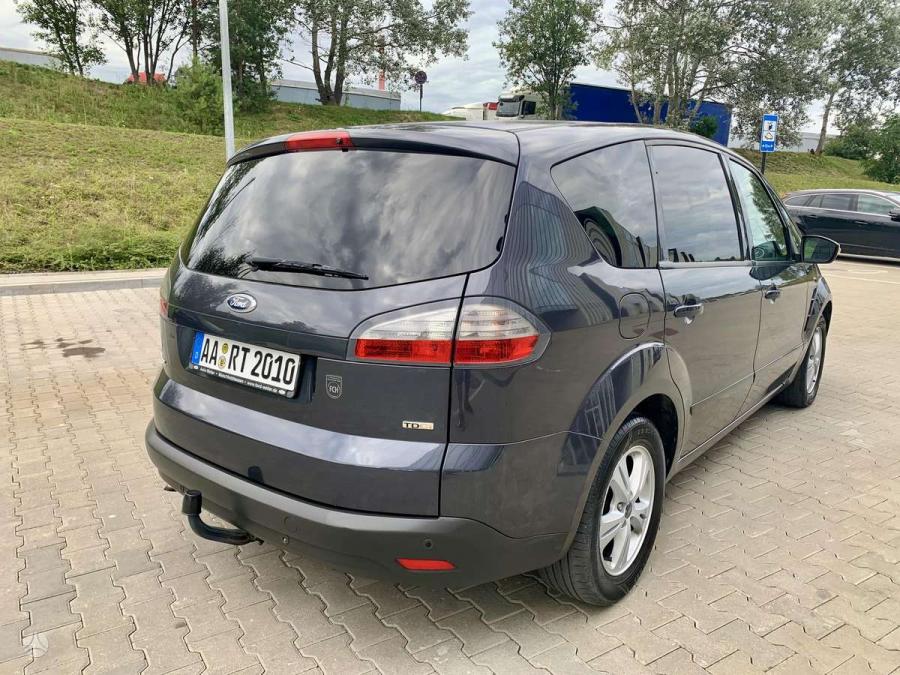 Grey Ford S-Max 2009 in Vilnius, with an engine capacity of 2.00 L and mileage of 234 thousand km for 3500 €, photo 6 on AUTOMOTO.COM.LV