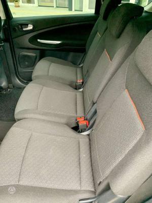 Grey Ford S-Max 2009 in Vilnius, with an engine capacity of 2.00 L and mileage of 234 thousand km for 3500 €, photo 12 on AUTOMOTO.COM.LV