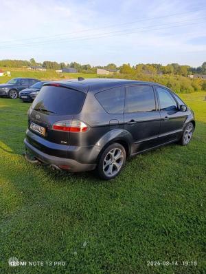 Grey Ford S-Max 2009 in Alytus, with an engine capacity of 2.18 L and mileage of 300 thousand km for 3150 €, photo 5 on AUTOMOTO.COM.LV