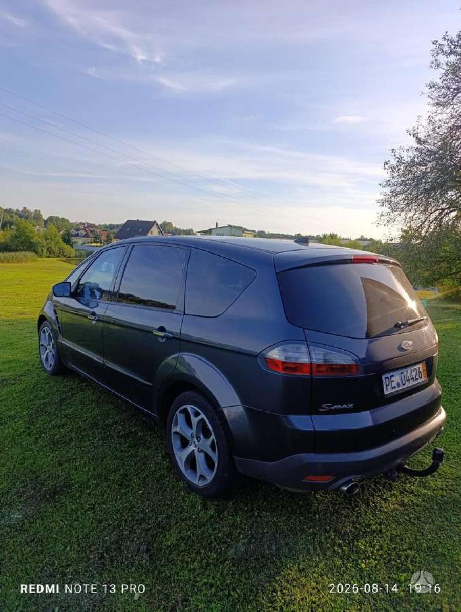 Grey Ford S-Max 2009 in Alytus, with an engine capacity of 2.18 L and mileage of 300 thousand km for 3150 €, photo 6 on AUTOMOTO.COM.LV