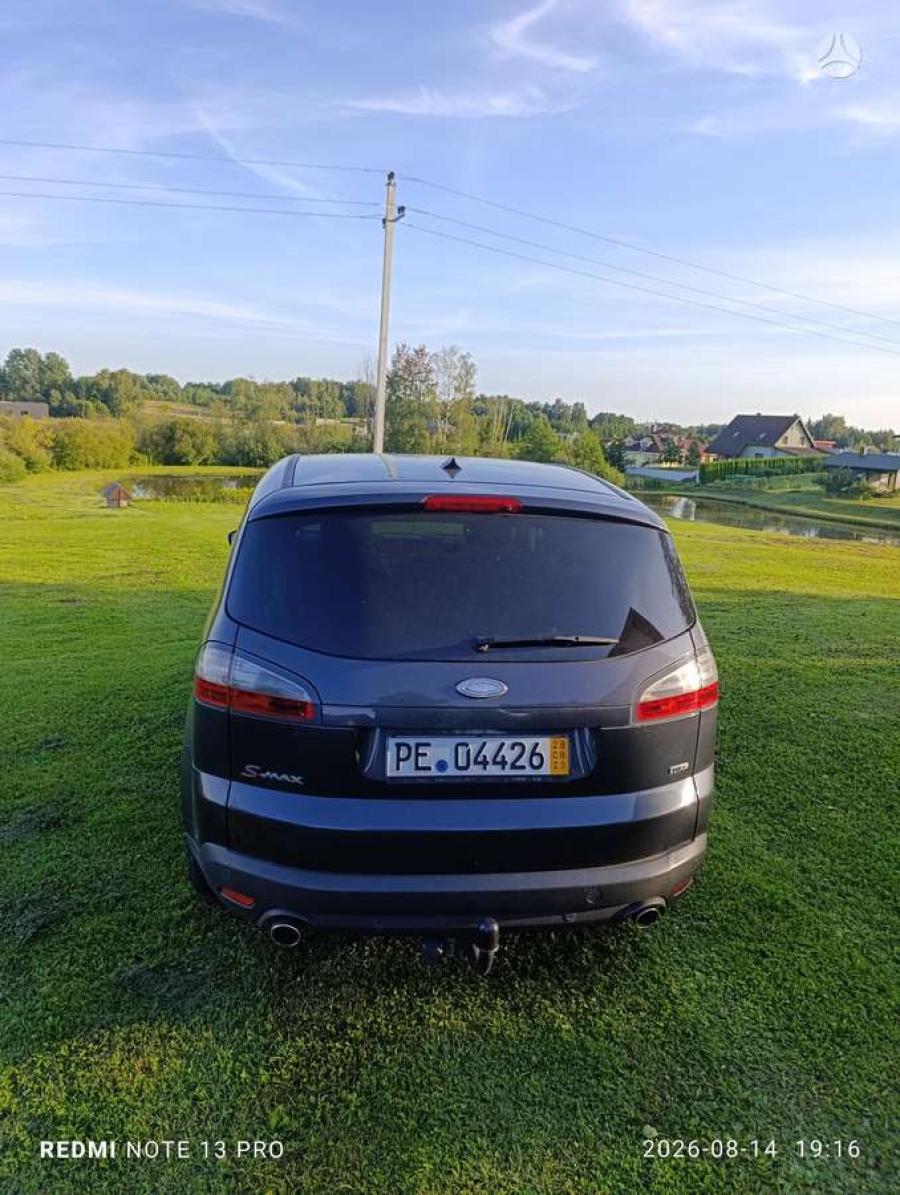 Grey Ford S-Max 2009 in Alytus, with an engine capacity of 2.18 L and mileage of 300 thousand km for 3150 €, photo 7 on AUTOMOTO.COM.LV