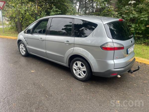 Pelēks Ford S-Max 2009 Rīga, ar dzinēja tilpumu 1.80 L un nobraukumu 0 tūkst. km par 2999 €, foto 7 vietnē AUTOMOTO.COM.LV