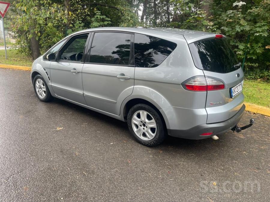Pelēks Ford S-Max 2009 Rīga, ar dzinēja tilpumu 1.80 L un nobraukumu 0 tūkst. km par 2999 €, foto 11 vietnē AUTOMOTO.COM.LV