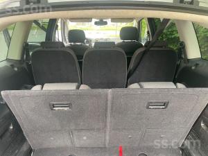 Pelēks Ford S-Max 2009 Rīga, ar dzinēja tilpumu 1.80 L un nobraukumu 0 tūkst. km par 2999 €, foto 16 vietnē AUTOMOTO.COM.LV