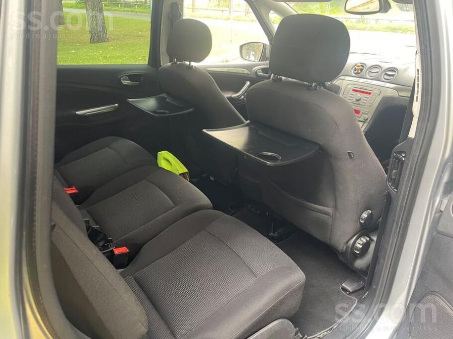 Pelēks Ford S-Max 2009 Rīga, ar dzinēja tilpumu 1.80 L un nobraukumu 0 tūkst. km par 2999 €, foto 19 vietnē AUTOMOTO.COM.LV