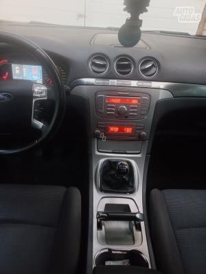 Pelēks Ford S-Max 2009 Kauņa, ar dzinēja tilpumu 1.80 L un nobraukumu 260 tūkst. km par 3500 €, foto 11 vietnē AUTOMOTO.COM.LV