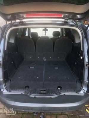 Pelēks Ford S-Max 2009 Kauņa, ar dzinēja tilpumu 1.80 L un nobraukumu 260 tūkst. km par 3500 €, foto 15 vietnē AUTOMOTO.COM.LV