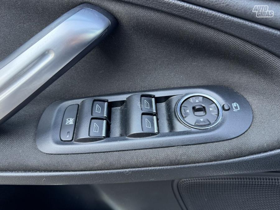 Grey Ford S-Max 2009 in Vilnius, with an engine capacity of 2.00 L and mileage of 278 thousand km for 2900 €, photo 17 on AUTOMOTO.COM.LV