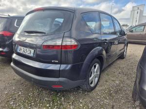 Grey Ford S-Max 2009 in Utena, with an engine capacity of 2.00 L and mileage of 277 thousand km for 2500 €, photo 5 on AUTOMOTO.COM.LV