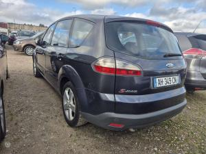 Grey Ford S-Max 2009 in Utena, with an engine capacity of 2.00 L and mileage of 277 thousand km for 2500 €, photo 6 on AUTOMOTO.COM.LV