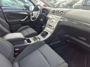 Grey Ford S-Max 2009 in Utena, with an engine capacity of 2.00 L and mileage of 277 thousand km for 2500 €, photo 7 on AUTOMOTO.COM.LV