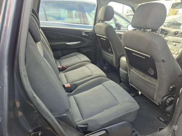 Pelēks Ford S-Max 2009 Utena, ar dzinēja tilpumu 2.00 L un nobraukumu 277 tūkst. km par 2500 €, foto 8 vietnē AUTOMOTO.COM.LV